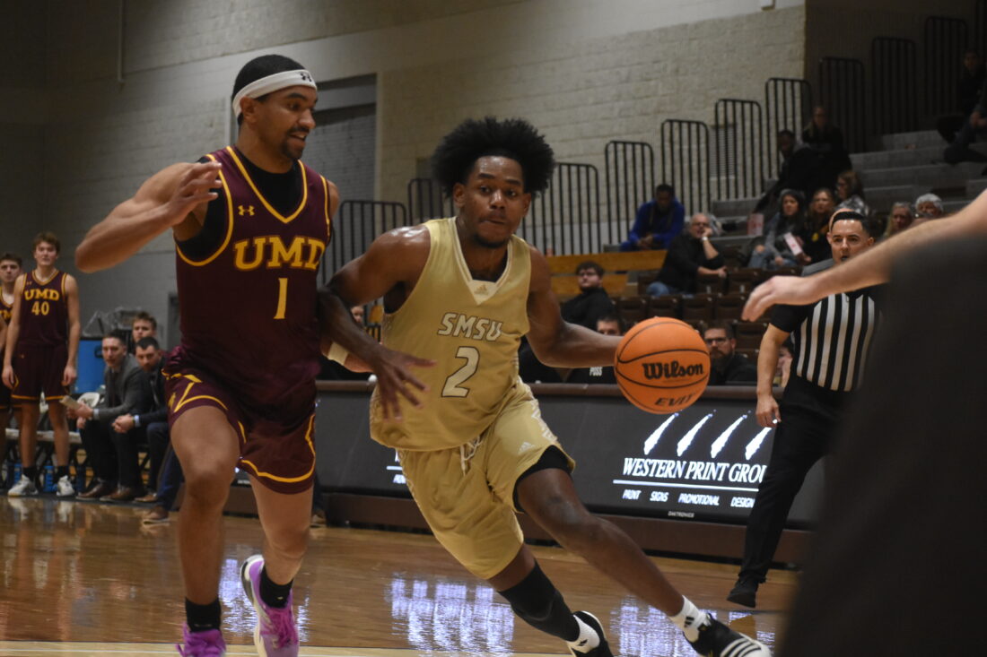 Men’s basketball bounces back with win over No. 12 UMD | News, Sports ...